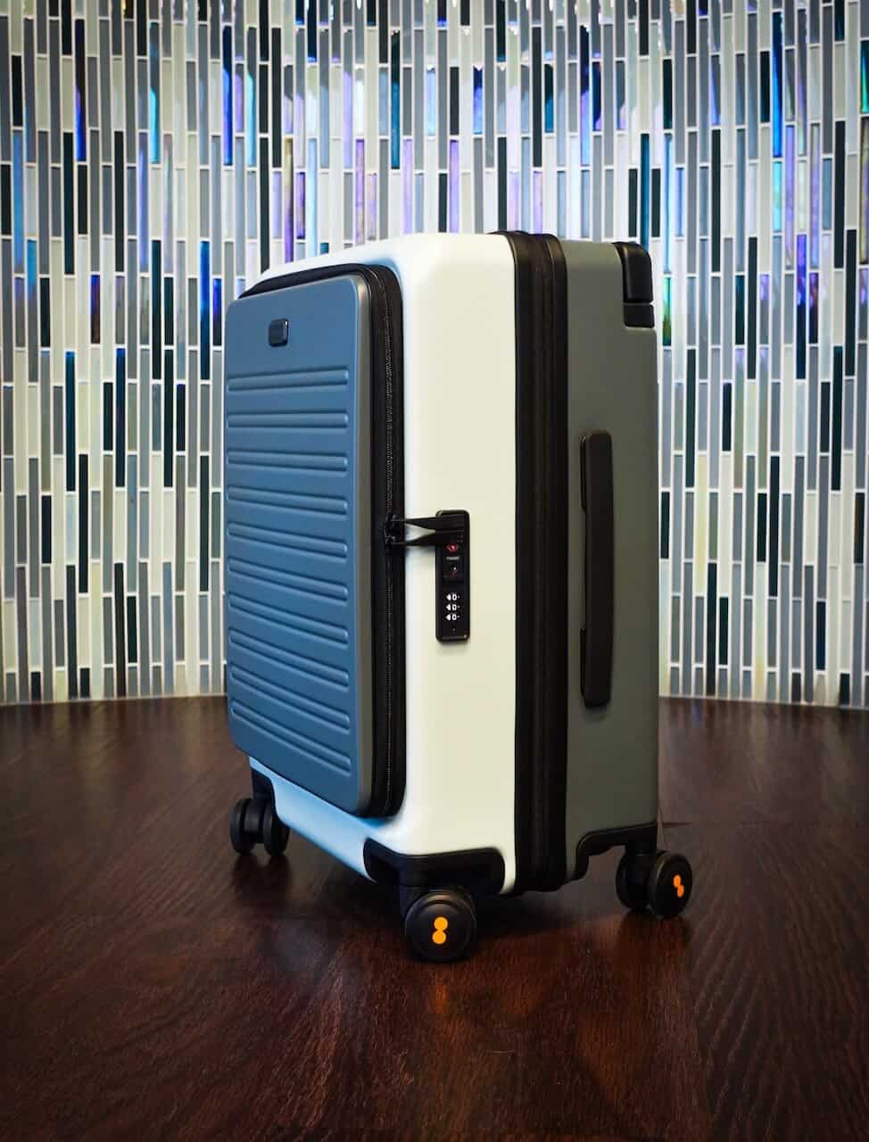 LEVEL8 Adventurer Carry-On Review: A Premium Suitcase Built for ...